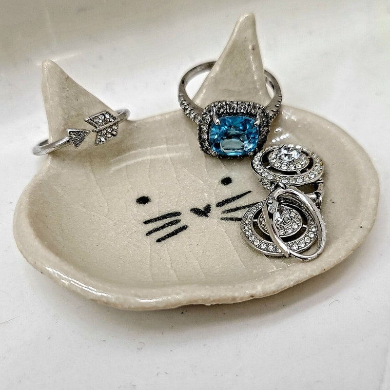 Cat Ring Holder - Etsy