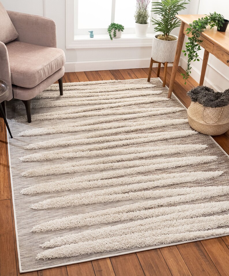 Brigida Coastal Geometric Beige High-low Flat-weave Rug by Chill Rugs ...