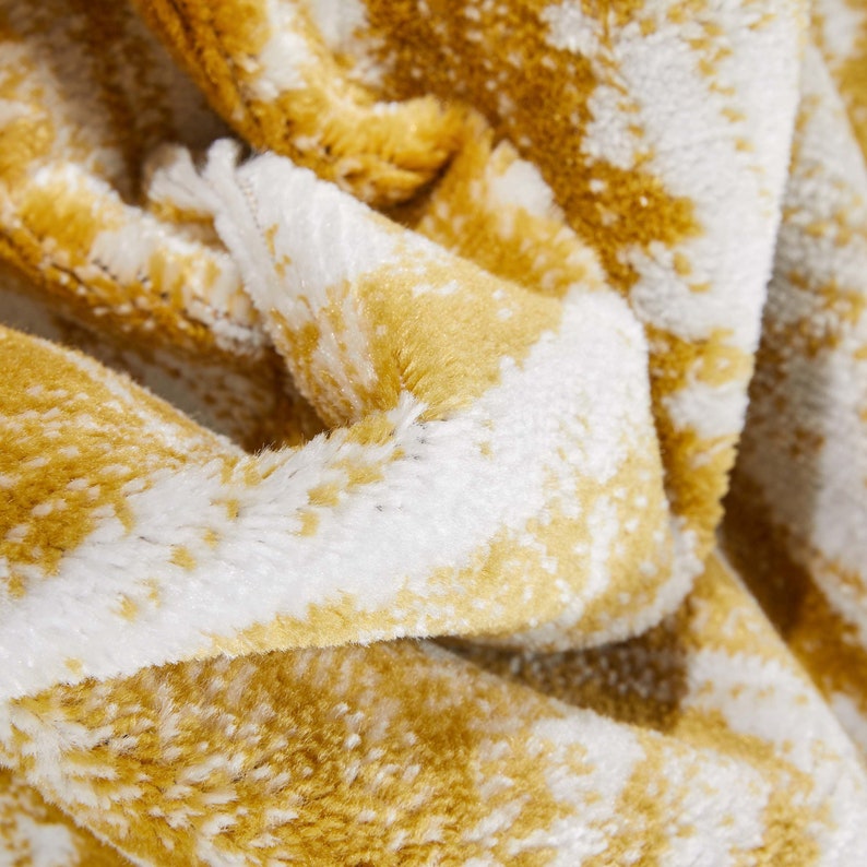 Disa Vintage Medallion Gold Soft Rug by Chill Rugs - Etsy