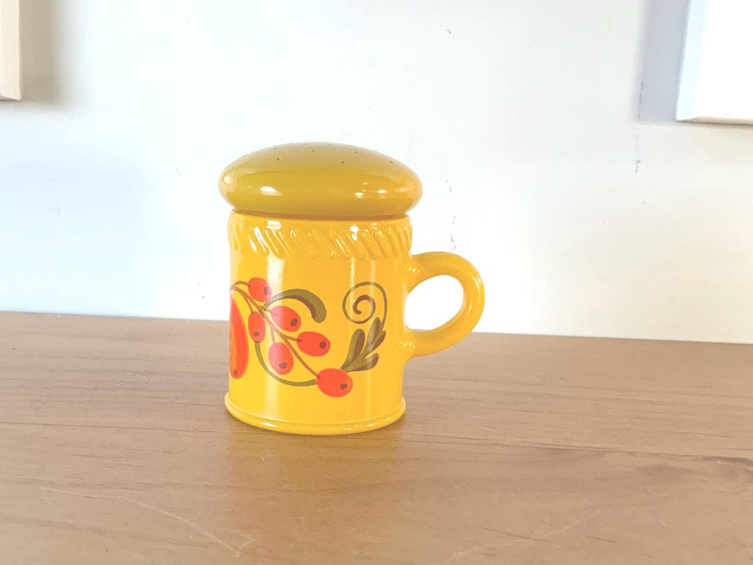 Vintage Avon Glass Powder Shaker, Pennsylvania Dutch Pattern - Etsy