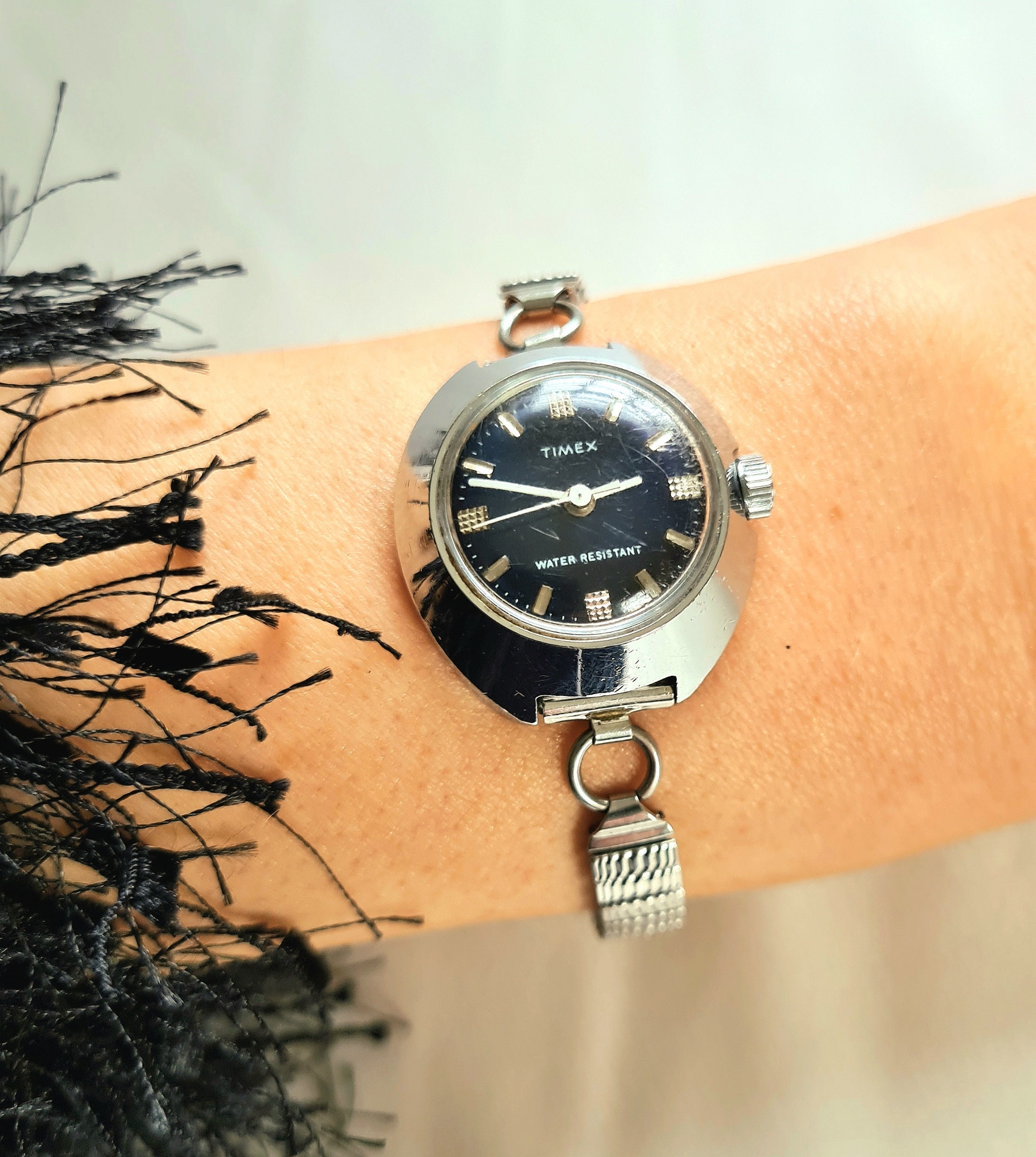 Ladies RETRO Chrome 1970s UFO Watch by TIMEX/ Swiss Made Watch / Chrome ...