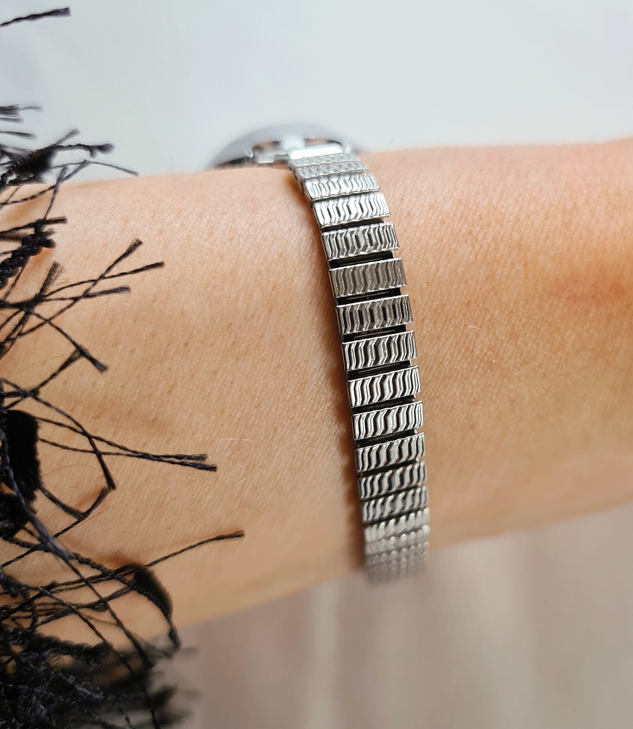 Ladies RETRO Chrome 1970s UFO Watch by TIMEX/ Swiss Made Watch / Chrome ...