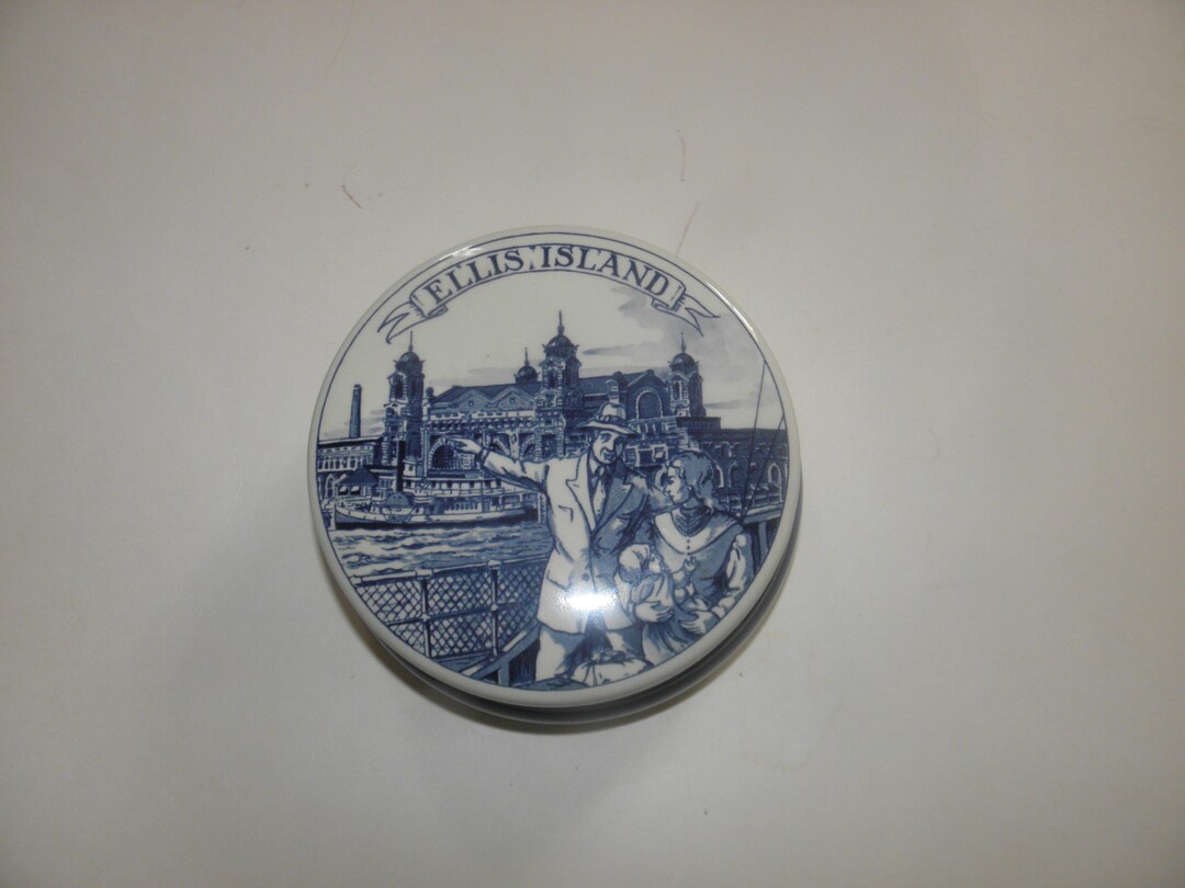 Ellis Island Blue Delft Holland Trinket Box - Etsy