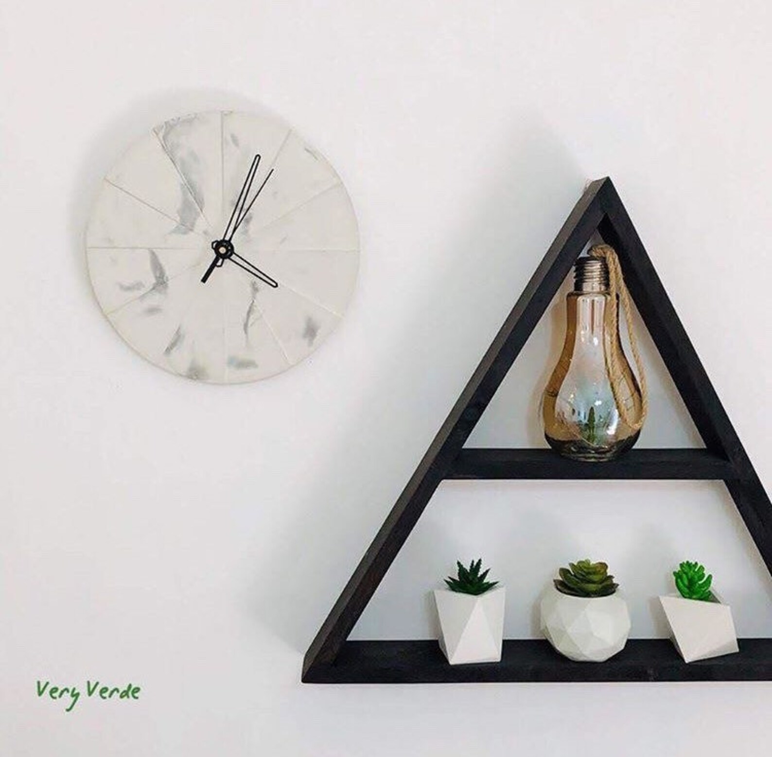 Pyramid Shelf - Etsy UK