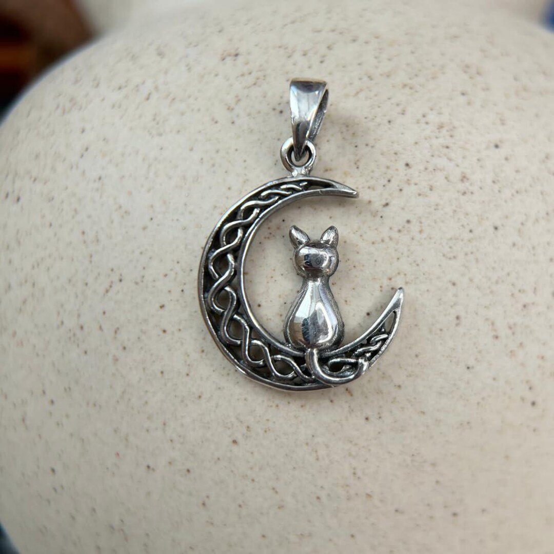 Sterling Silver Crescent Moon Cat Pendant – Celtic Weave Design - Etsy