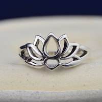 Lotus Ring - Etsy