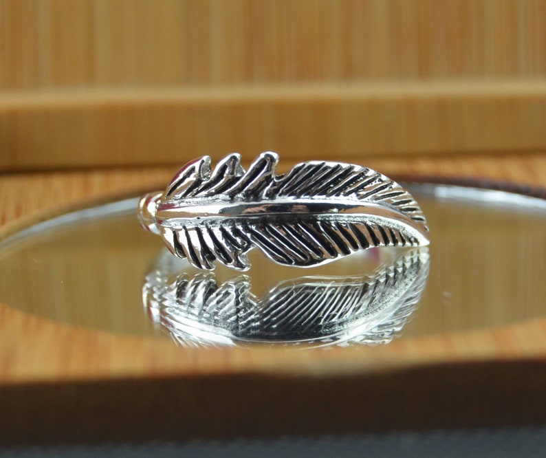 Sterling Silver Feather Band Ring in Sizes 6, 7, 8, 9 - Etsy
