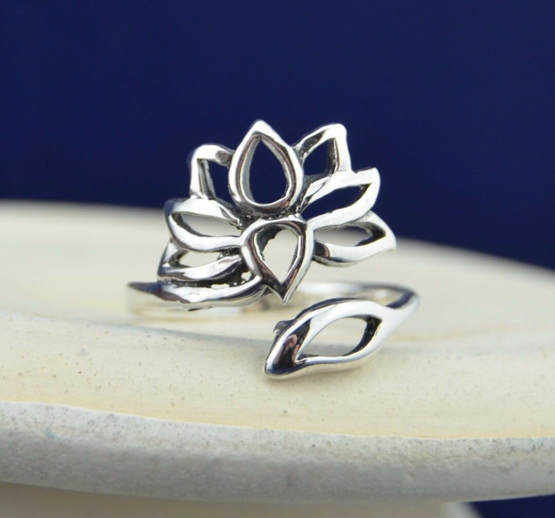 Elegant Sterling Silver Adjustable Lotus Flower Ring - Captivating ...