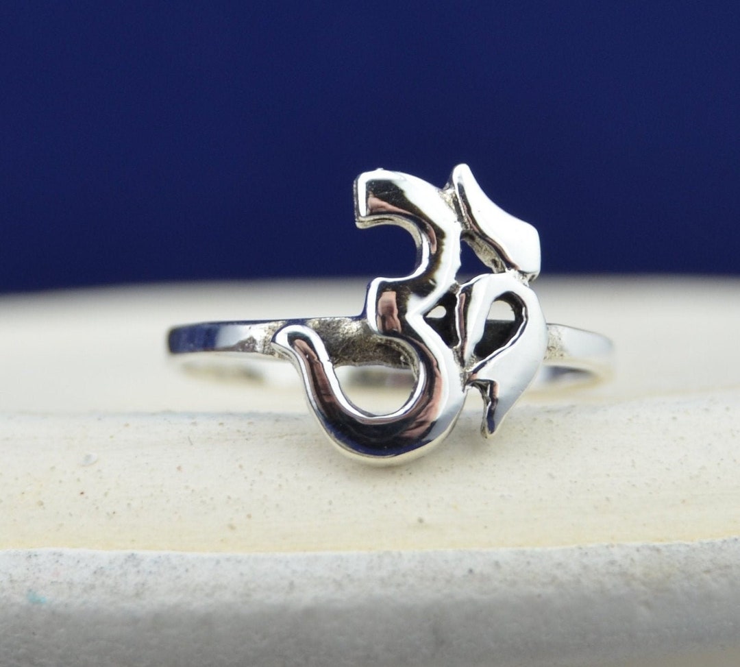 Sterling Silver OM Symbol Ring | Hindu Sacred Sound | Spiritual Jewelry ...