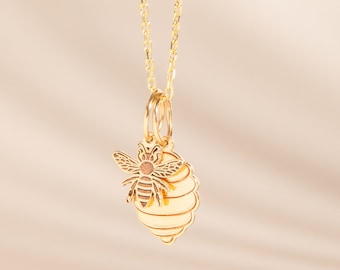 18k Gold Queen Bee - Etsy