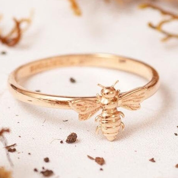 Bee Stacking Ring - Etsy