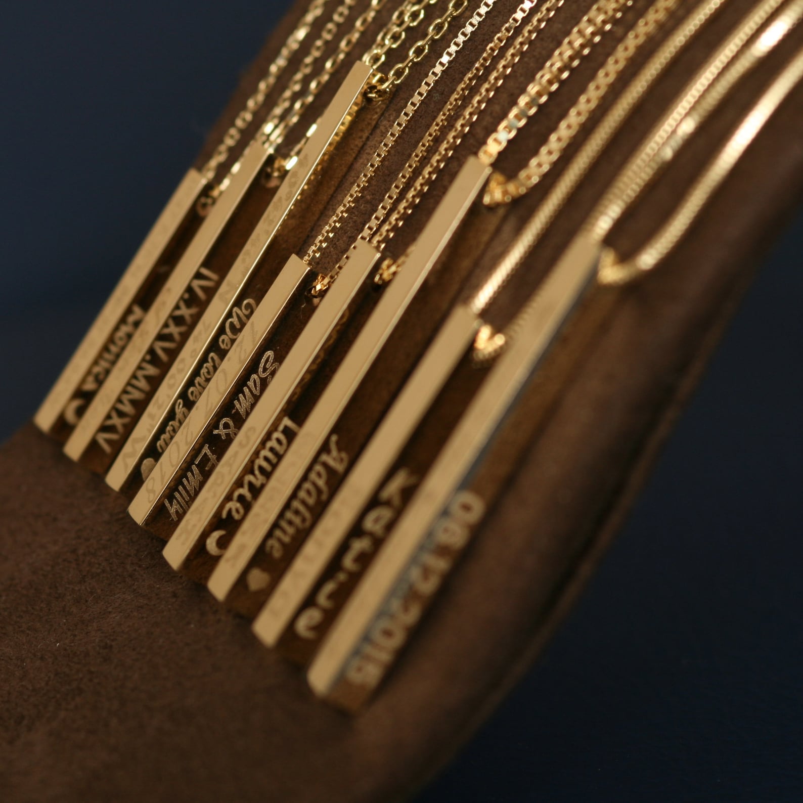14k Solid Gold Box Chain Name Necklace, Custom Engrave Vertical Bar ...