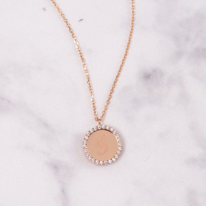 14K Solid Gold Disc Medallion Custom Initial Name Necklace - Etsy