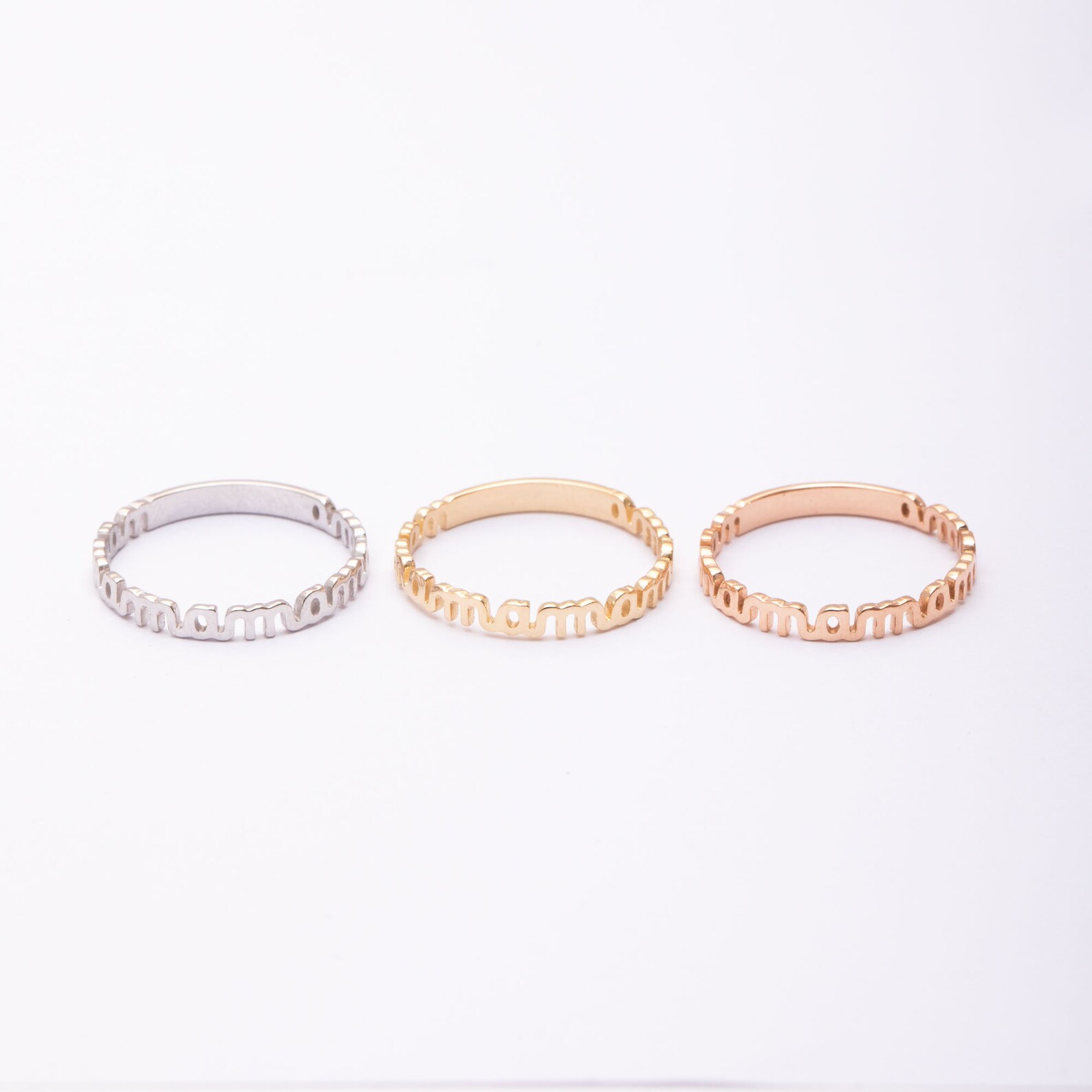Round Mama Ring in 14K 18K Solid Gold, Handwriting Script Mama Gold ...