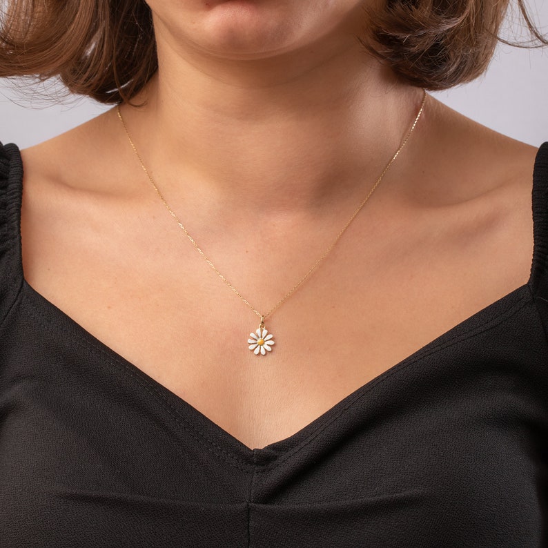 14K Solid Gold Daisy Flower Necklace Dainty White Daisy - Etsy