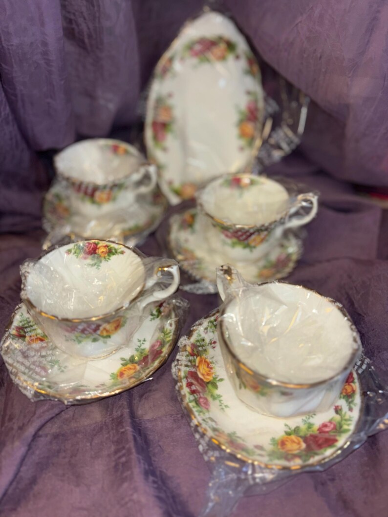 Old Country Roses Tea Set by Royal Albert - Etsy