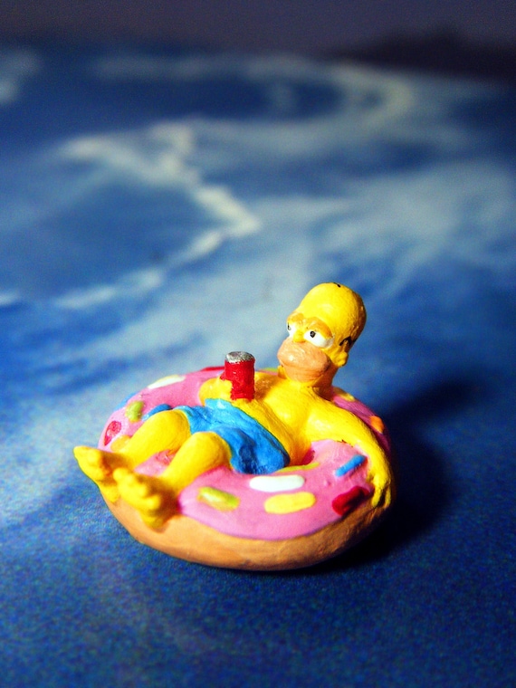 Miniature Homer Simpson HO Scale Mini Model for Terrariums - Etsy