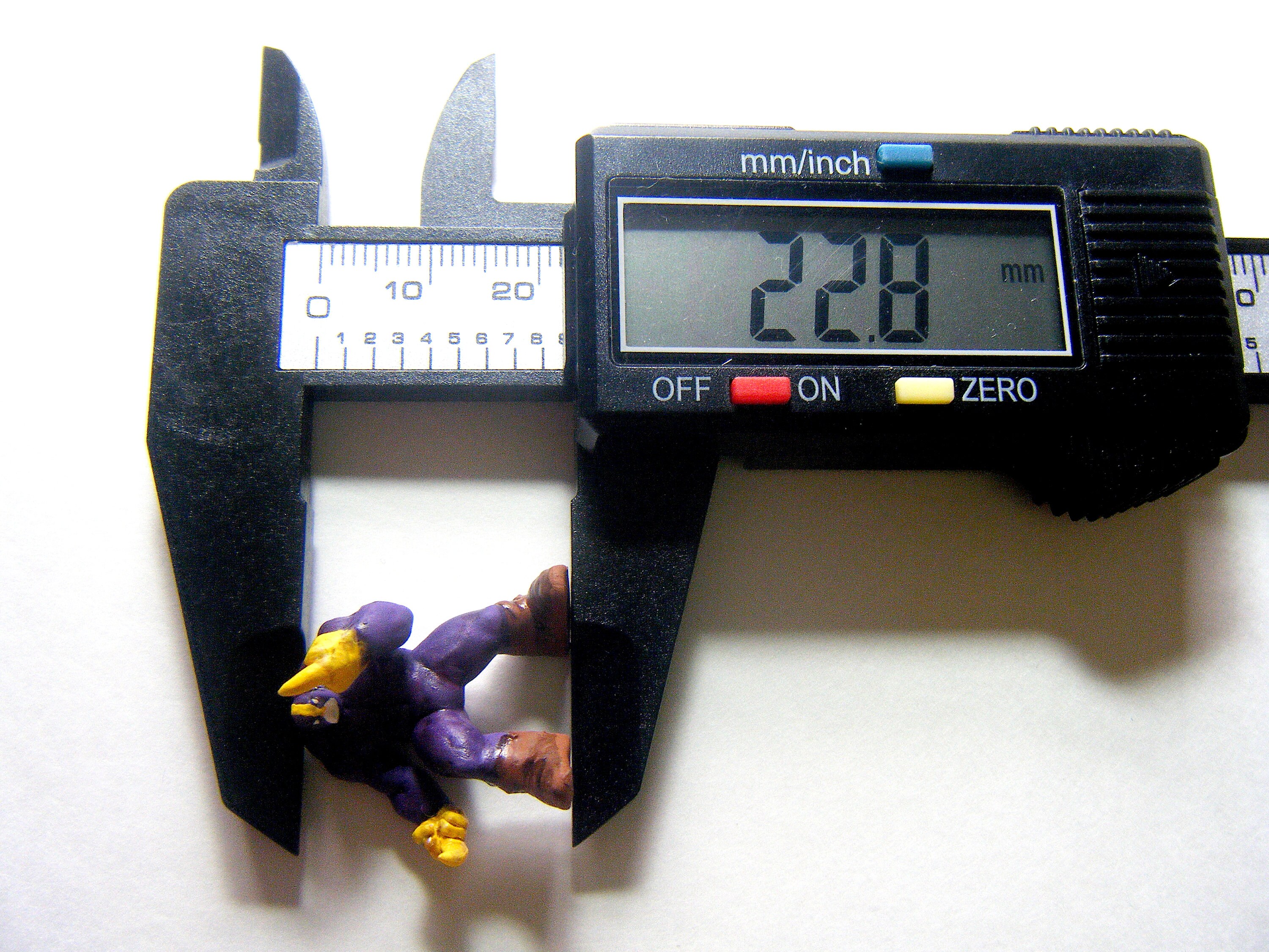 The Maxx Miniature HO Scale Superhero | Etsy