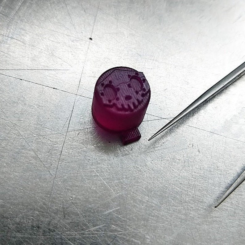 Sombra Triangle Ps4 Button - Etsy