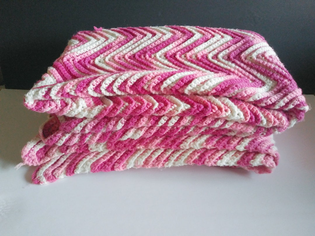 Chevron Hot Pink White Afghan Throw Lap Blanket Comforter Vintage Sweet ...