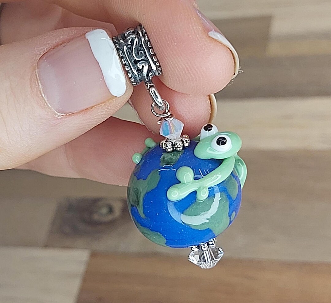 Big Eye Frog With Earth Lampwork Bead Pendant, Frog Bead, Frog Lampwork ...