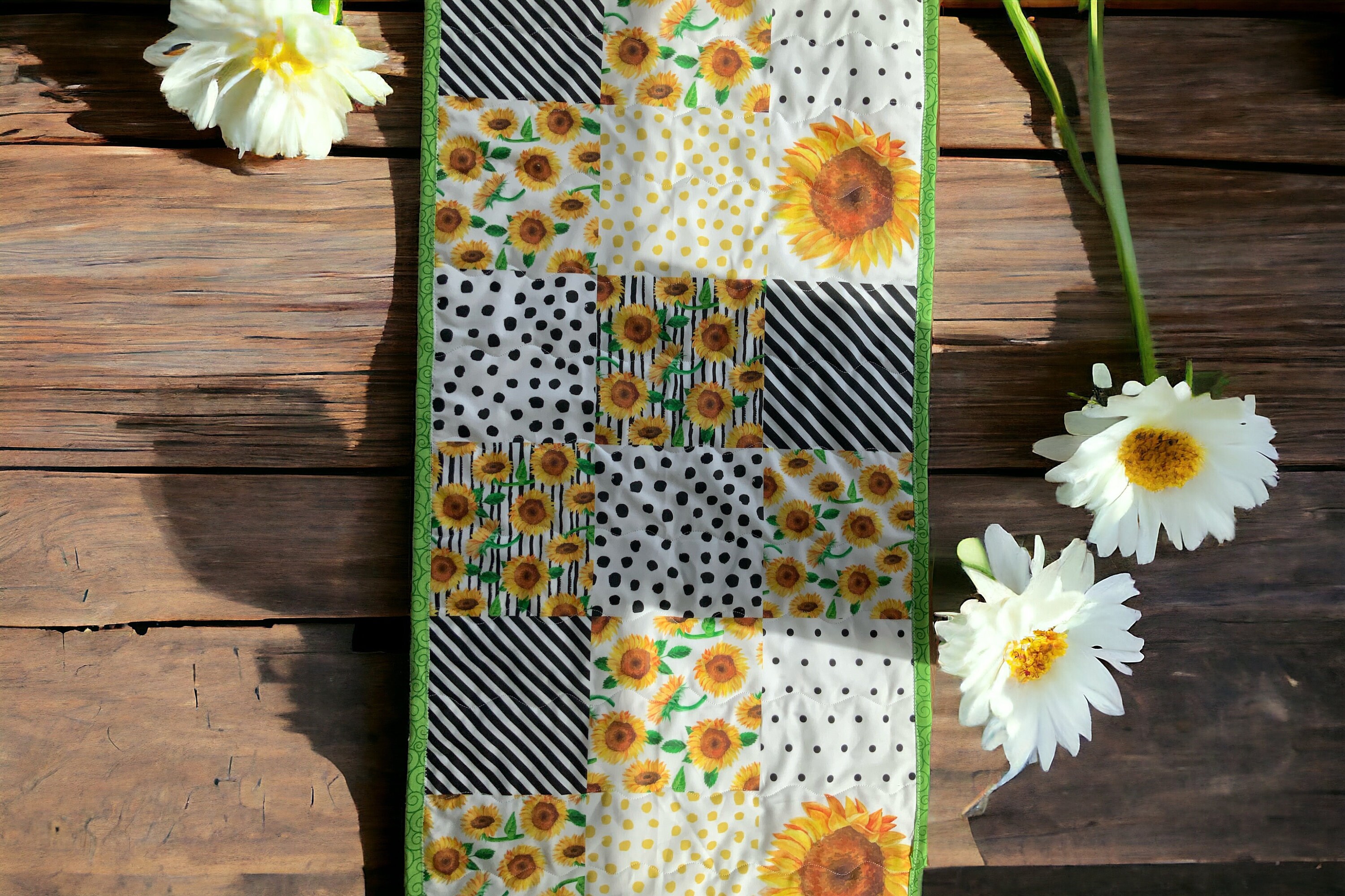 Sunflower Table Runner, Quilted Table Runner, Summer Table Runner ...