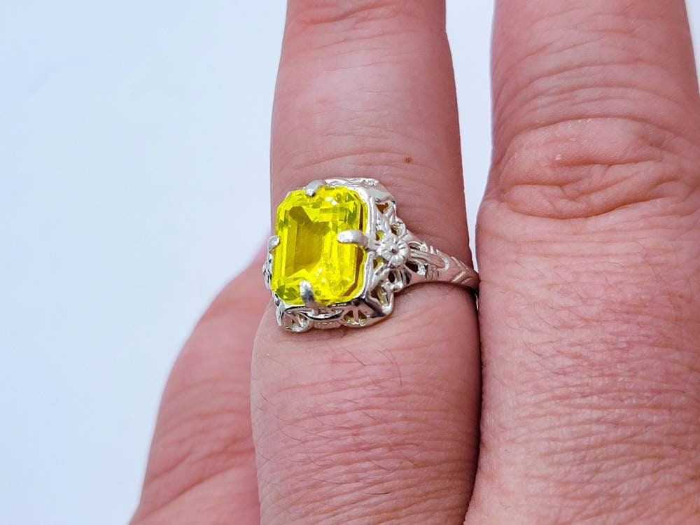 Sterling YAG Ring UV Yellow Yttrium Aluminum Garnet Emerald - Etsy