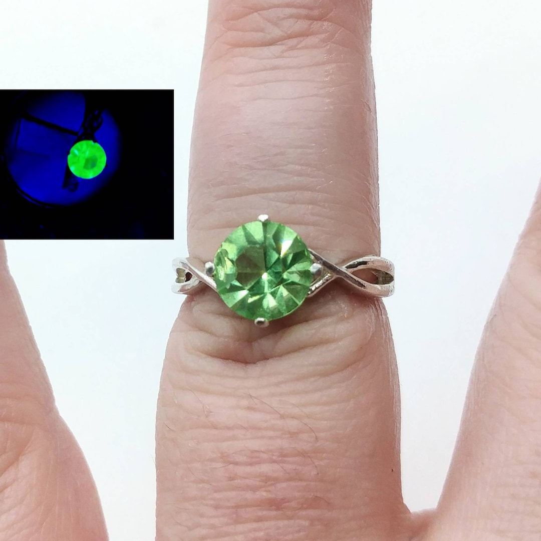 Sterling Uranium Glass Ring Stackable Round Cut Green Faceted 925 ...
