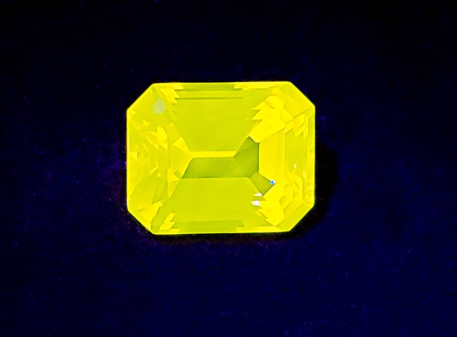 UV Yellow YAG Yttrium Aluminum Garnet 4ct Fluorescent Emerald Cut Gem ...