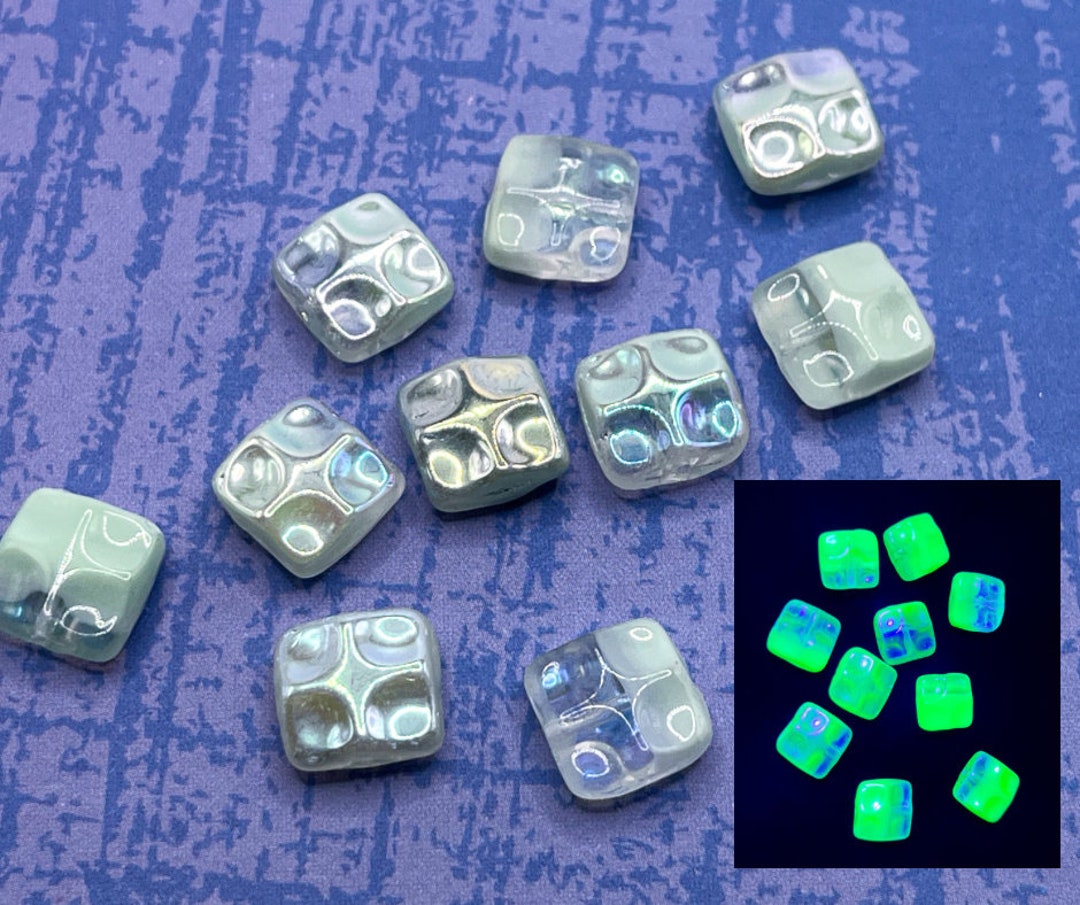 Vintage Square Uranium Glass Beads Retro 1960s Czech 11mm Mint Pressed ...