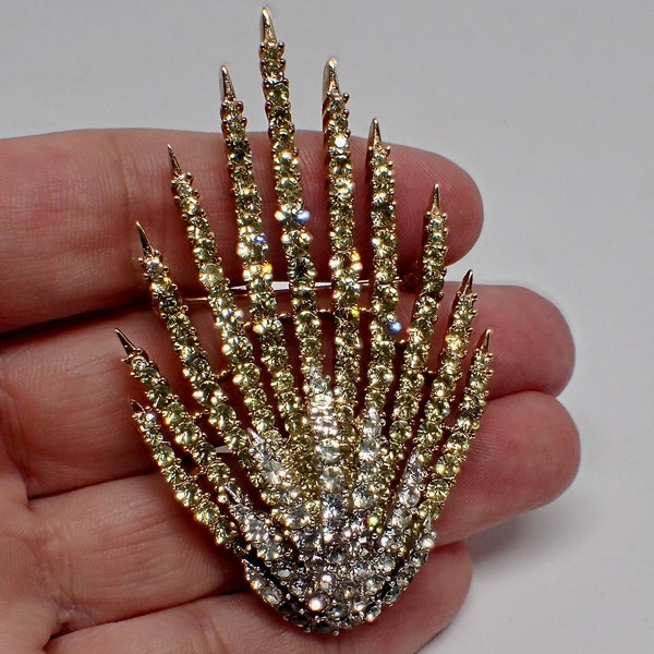 Trifari Brooch - Etsy