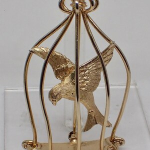 Napier Bird in Birdcage Brooch 3D 1960s Vintage Mid Century, Gold ...