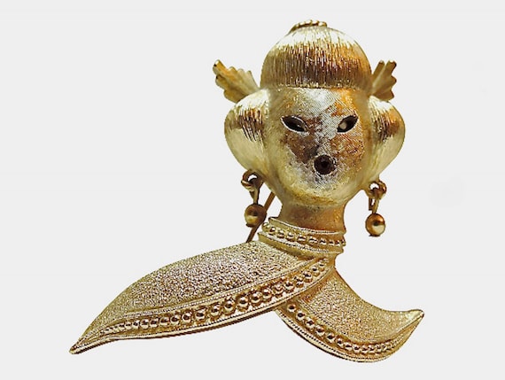 Monet Japanese Kabuki or Geisha Woman 3D Brooch Pin Vintage - Etsy
