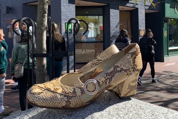 Python Pumps Mid Century 1960’s Vintage Leather Anima… - Gem