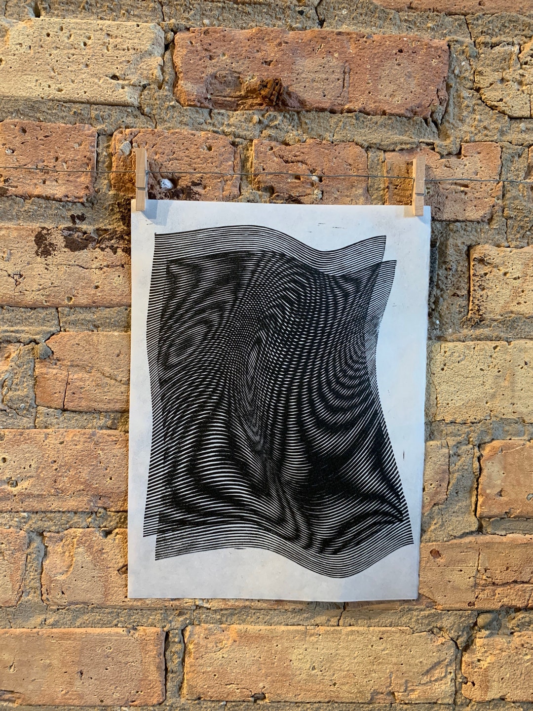 Flowing / Moiré Test 03 | Linocut Print | Hnprints | Optical Illusion ...