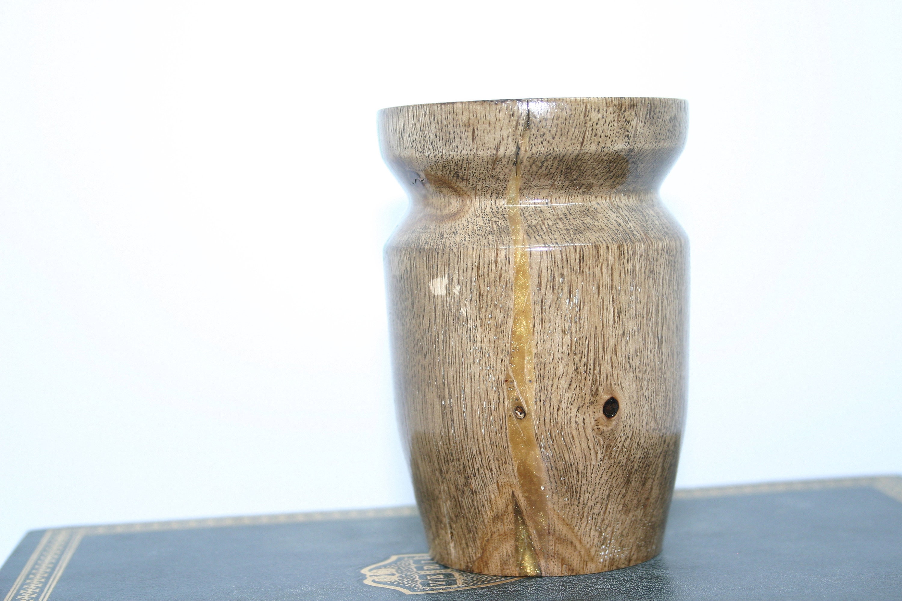 Small Oak Vase With Epoxy Resin Inlays. Dried Flowers, Vase, Wooden ...