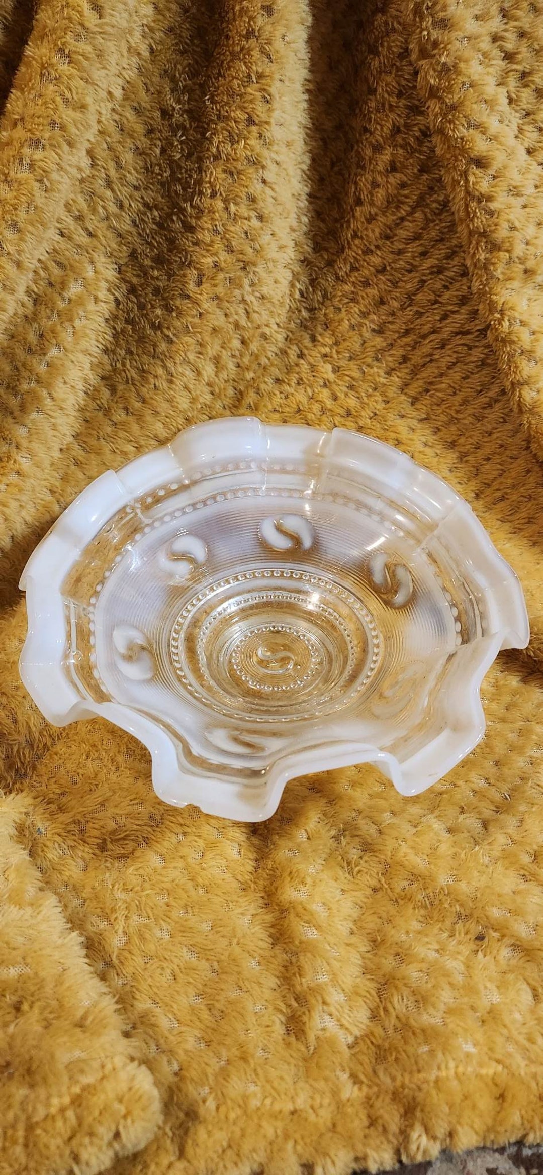Beautiful Vintage Jefferson Glass Bowl - Etsy