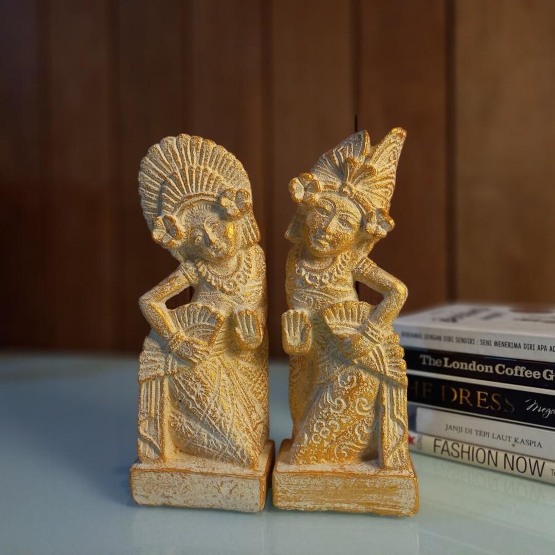 Handmade Balinese Dancer Decorative Statues - Etsy