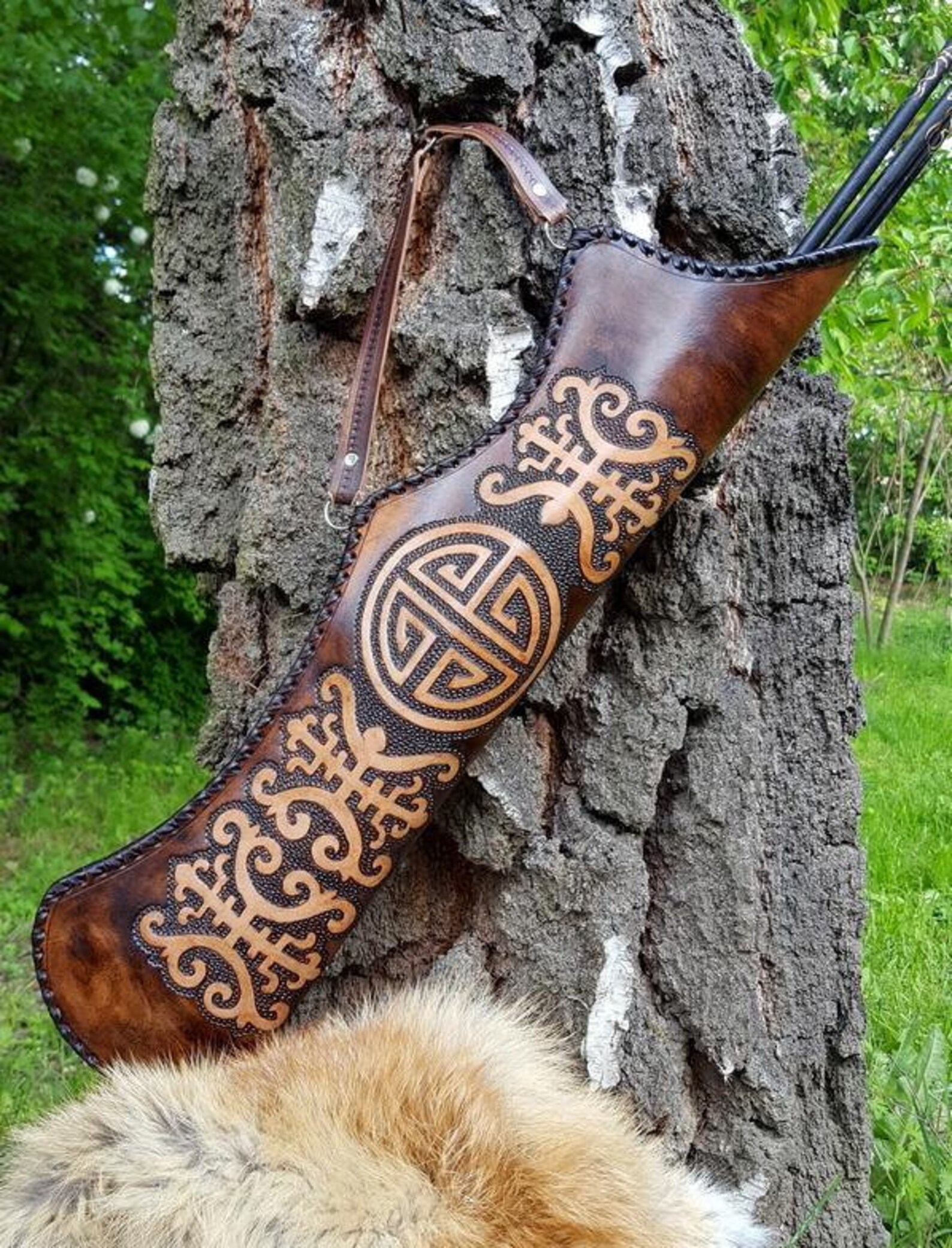 Quiver Leather With Mongol Endless Knot Pattern According to | Etsy