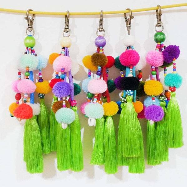 Pompom Keychain - Etsy