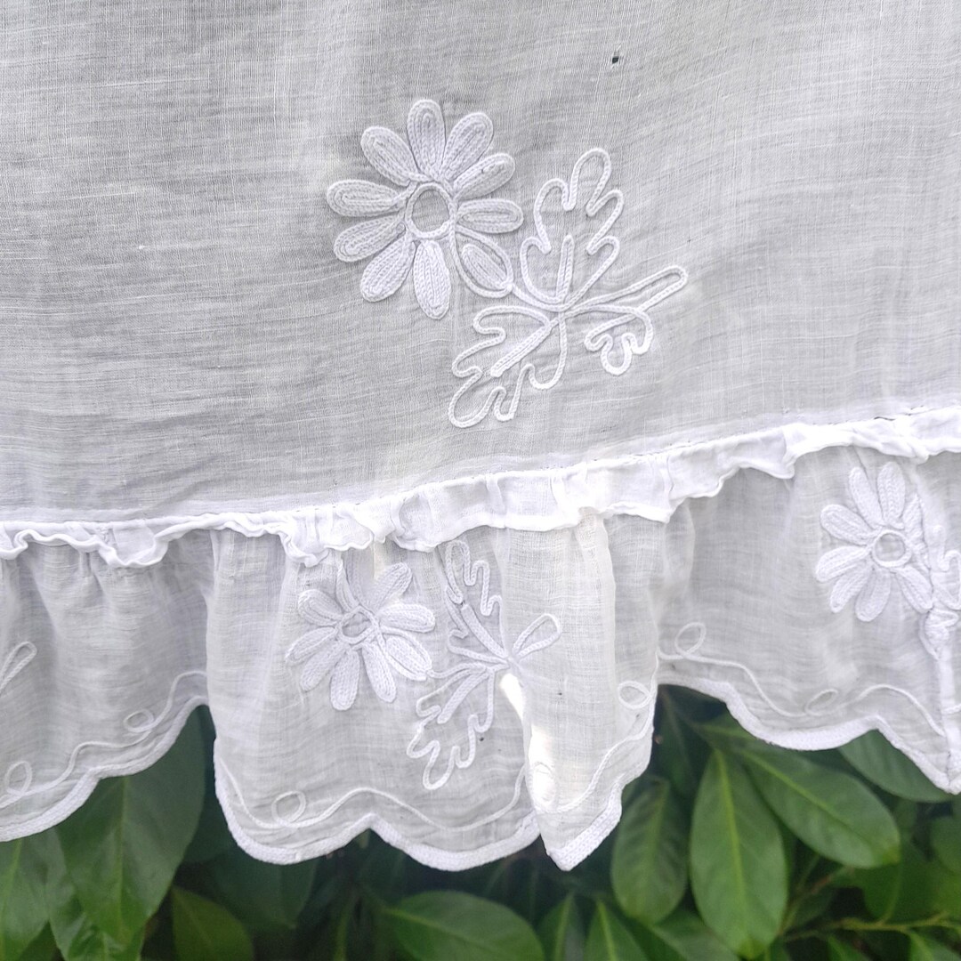 Antique French CORNELLI Lace VALANCE, Handmade Floral Whitework ...