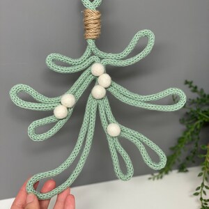 Knitted Wire Mistletoe, Christmas Decor, Wire Shapes, Christmas Gifts ...