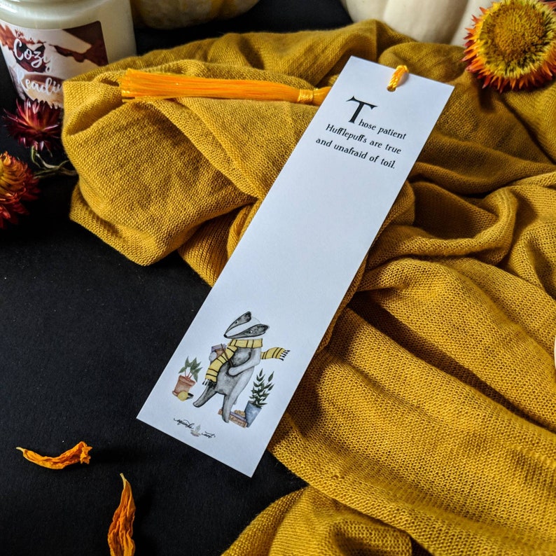 Hufflepuff Inspired Bookmark Harry Potter Fandom Book | Etsy
