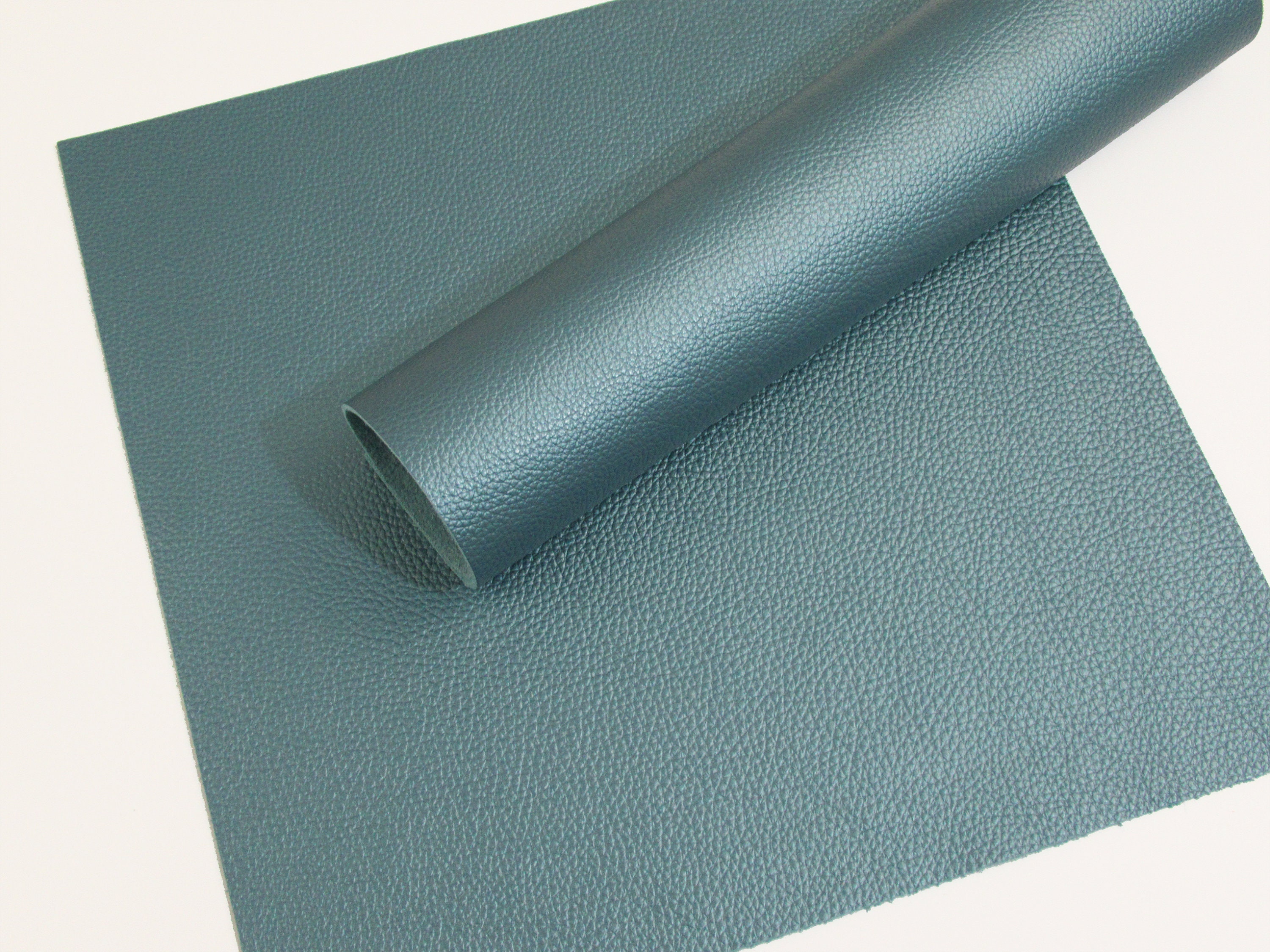 Metallic Cadet Blue Pebble Grain Leather 3oz-4oz 1.2mm-1.6mm | Etsy