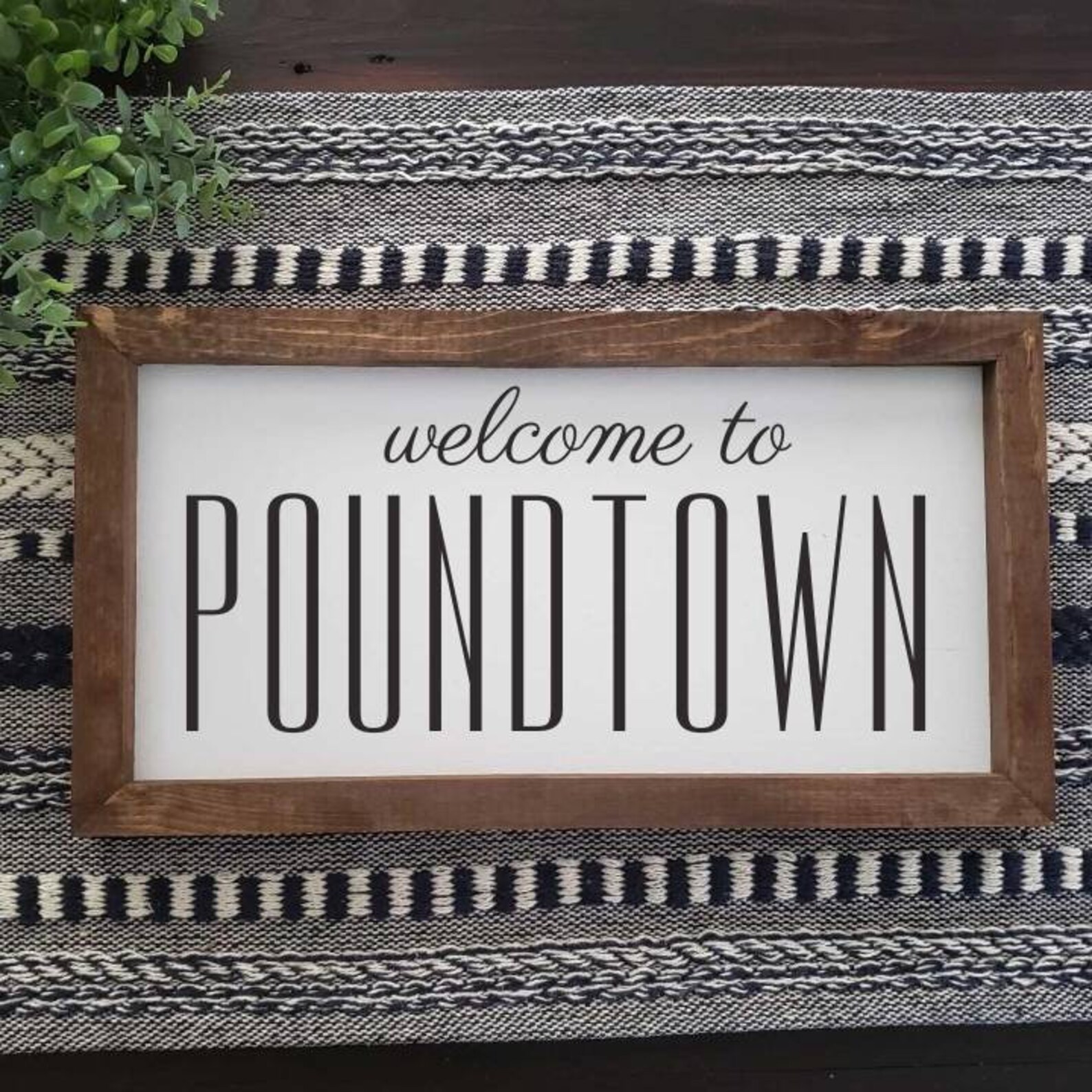 Welcome to POUNDTOWN Funny Bedroom Sign Farmhouse Decor Farmhouse ...