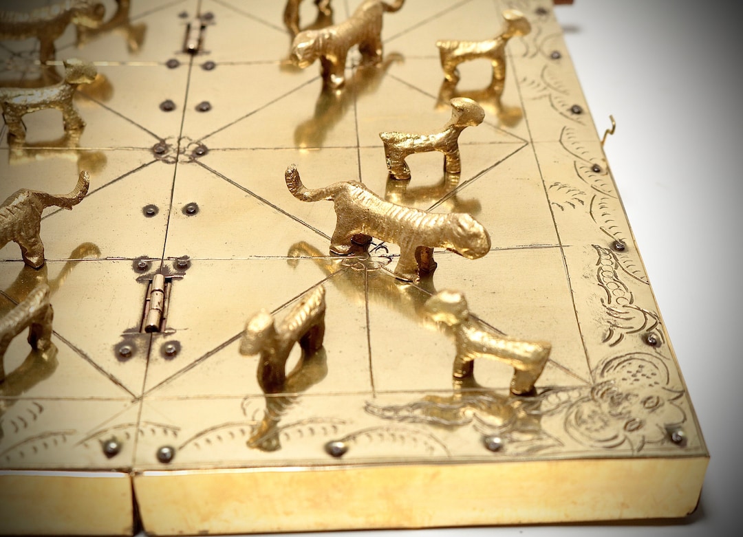 II RARE! II Nepalese Board Games 15cm (5.9") - Nepali Traditional Bagh ...