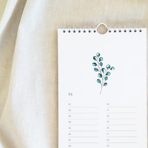 Geburtstagskalender mit floralen Motiven, Kalender mit Ringbindung ...