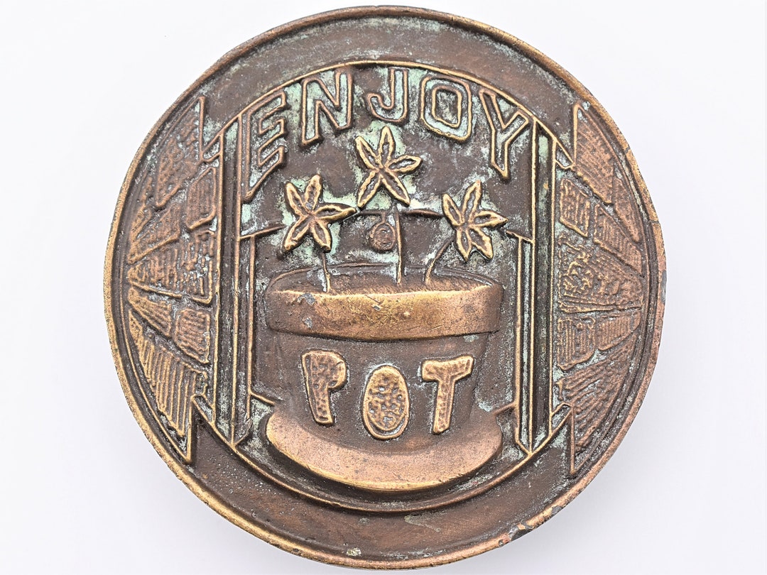 Enjoy Pot Captain Hawks Sky Patrol Toker Stoner Hippie 70s Cvintage ...