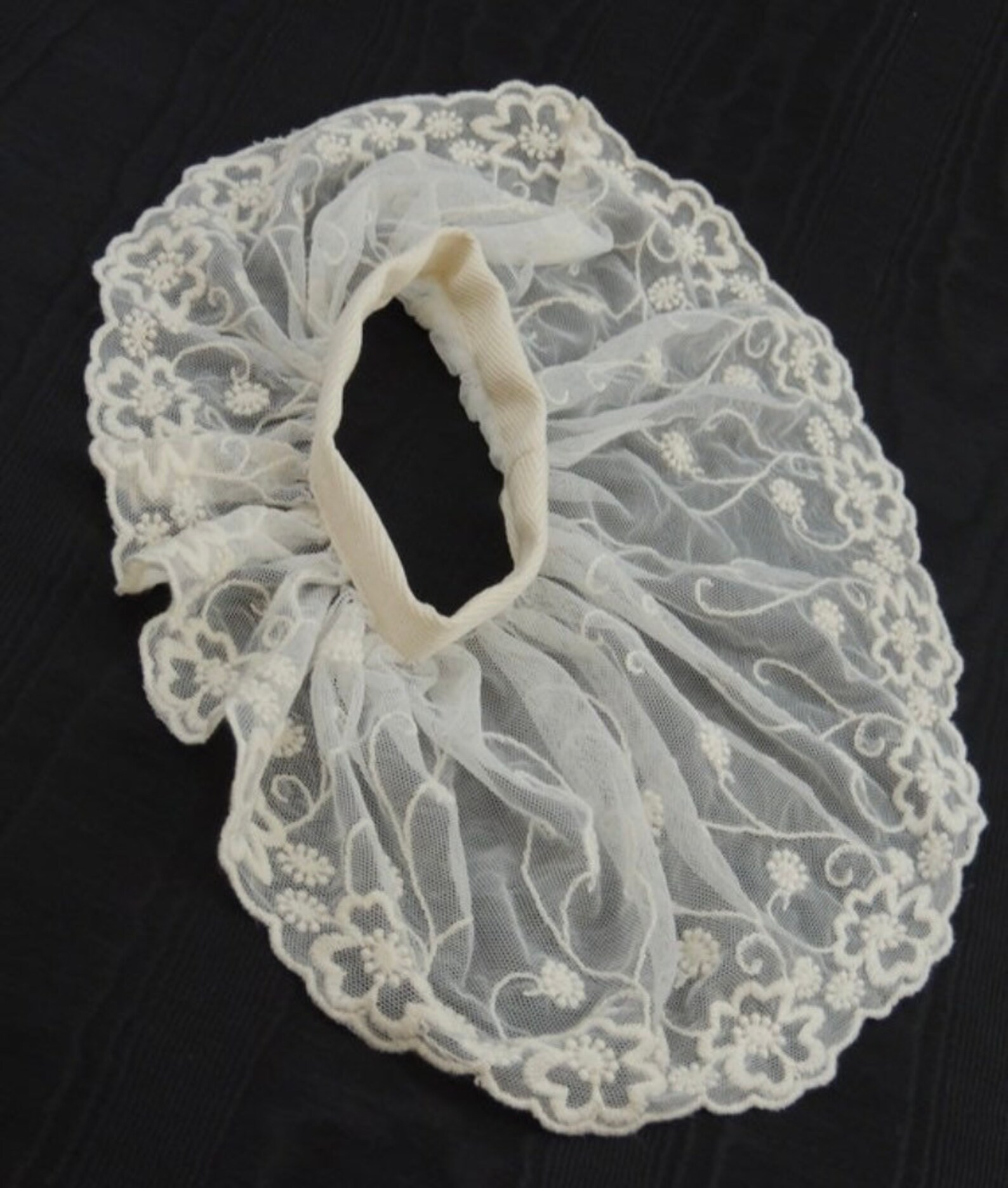 Lace Set-18th Century Reproduction Embroidered Net Lace Cap, Sleeve ...