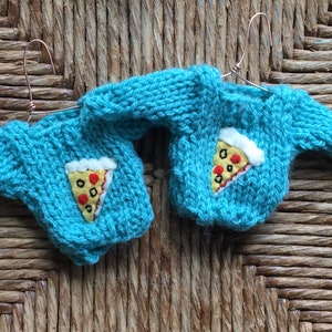 Custom Pizza Ornament, Hand-knit Mini Sweater Ornament W Slice of Pizza ...